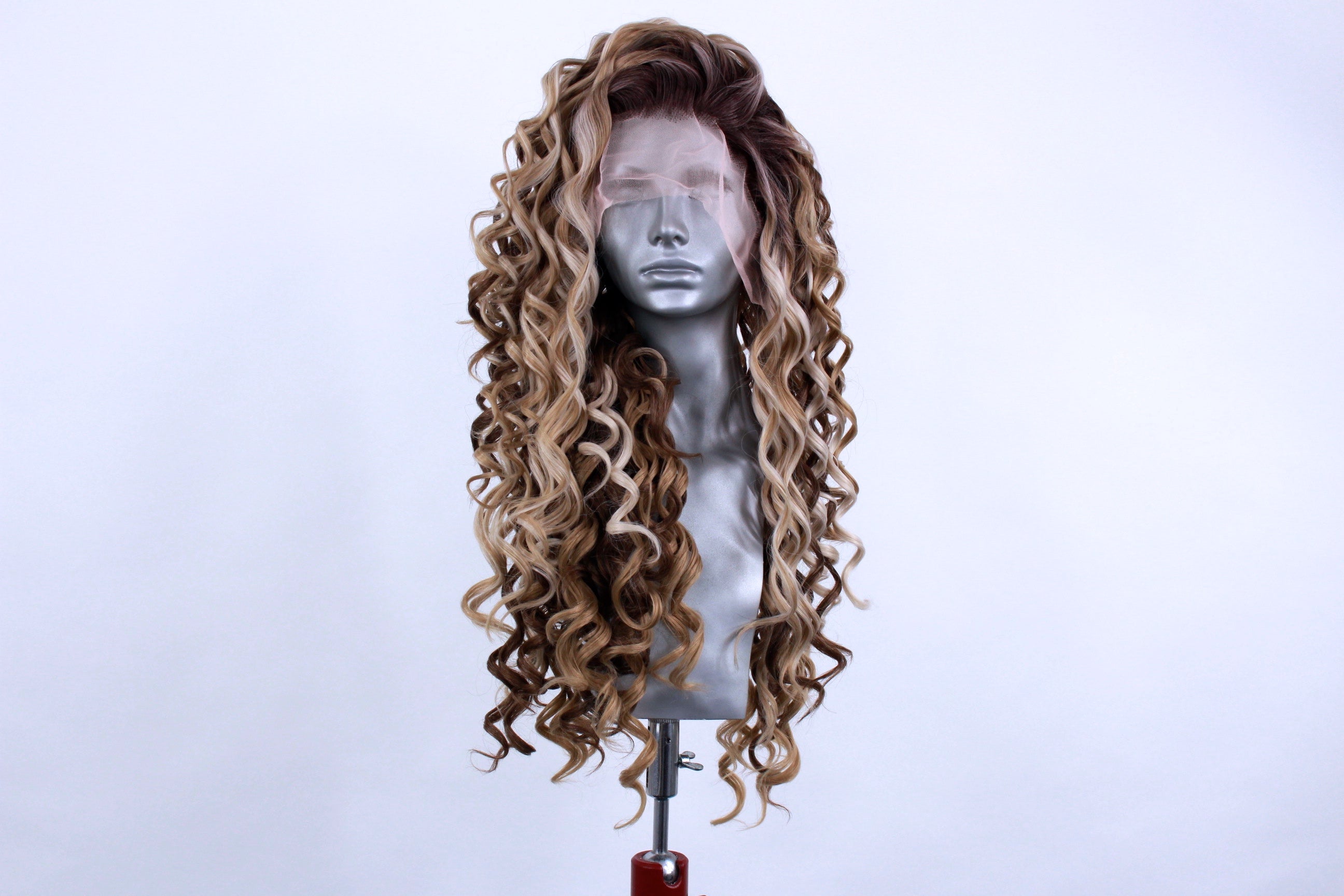 Isla- Highlighted Auburn Blend – Webster Wigs