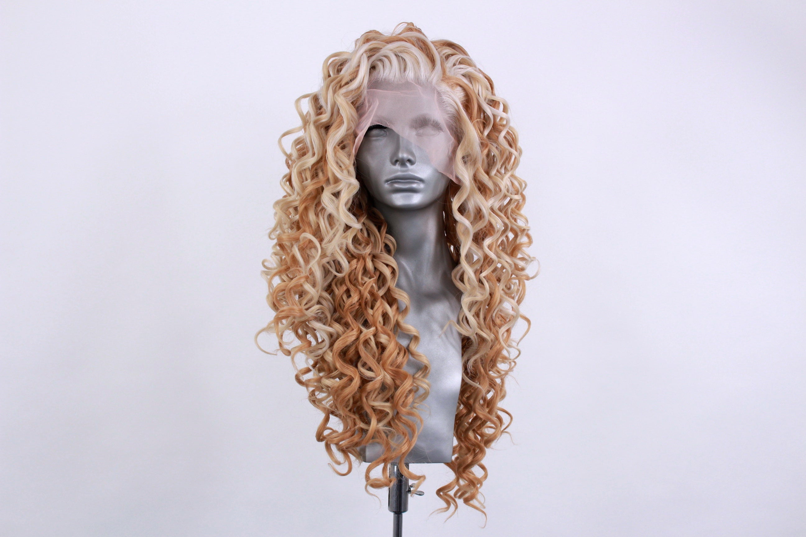 Isla- Champagne – Webster Wigs